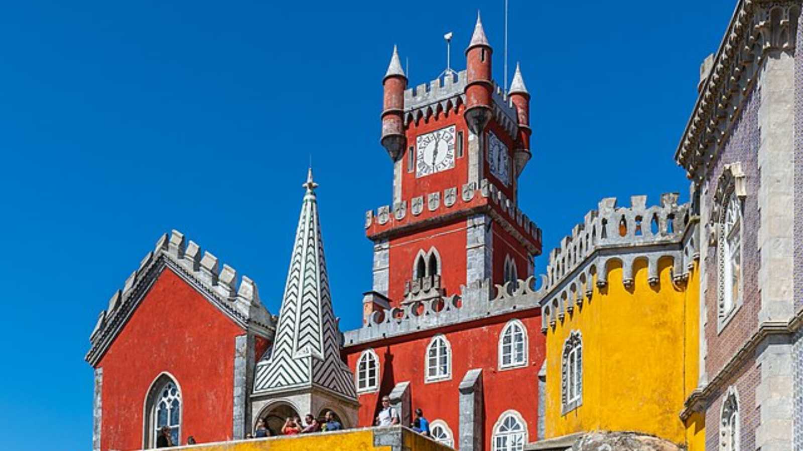 15 Breathtakingly Colorful Destinations Around the World You Need to ...