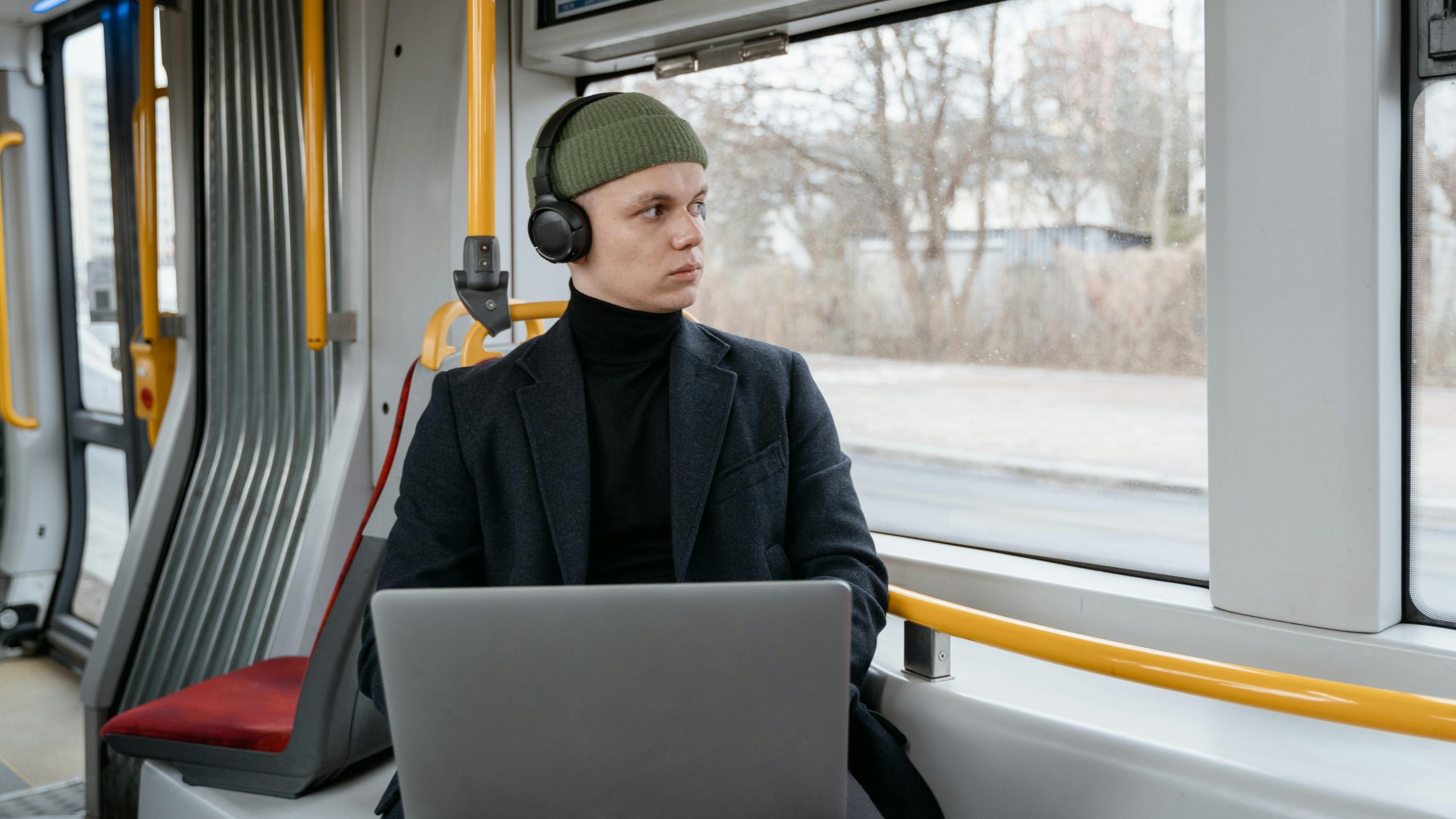 11 Useful Tips Every Rider Should Know Before Taking a Long Train Ride ...